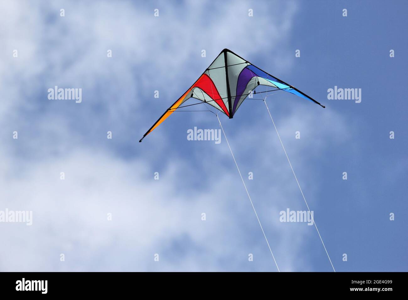 Kite shape hi-res stock photography and images - Alamy