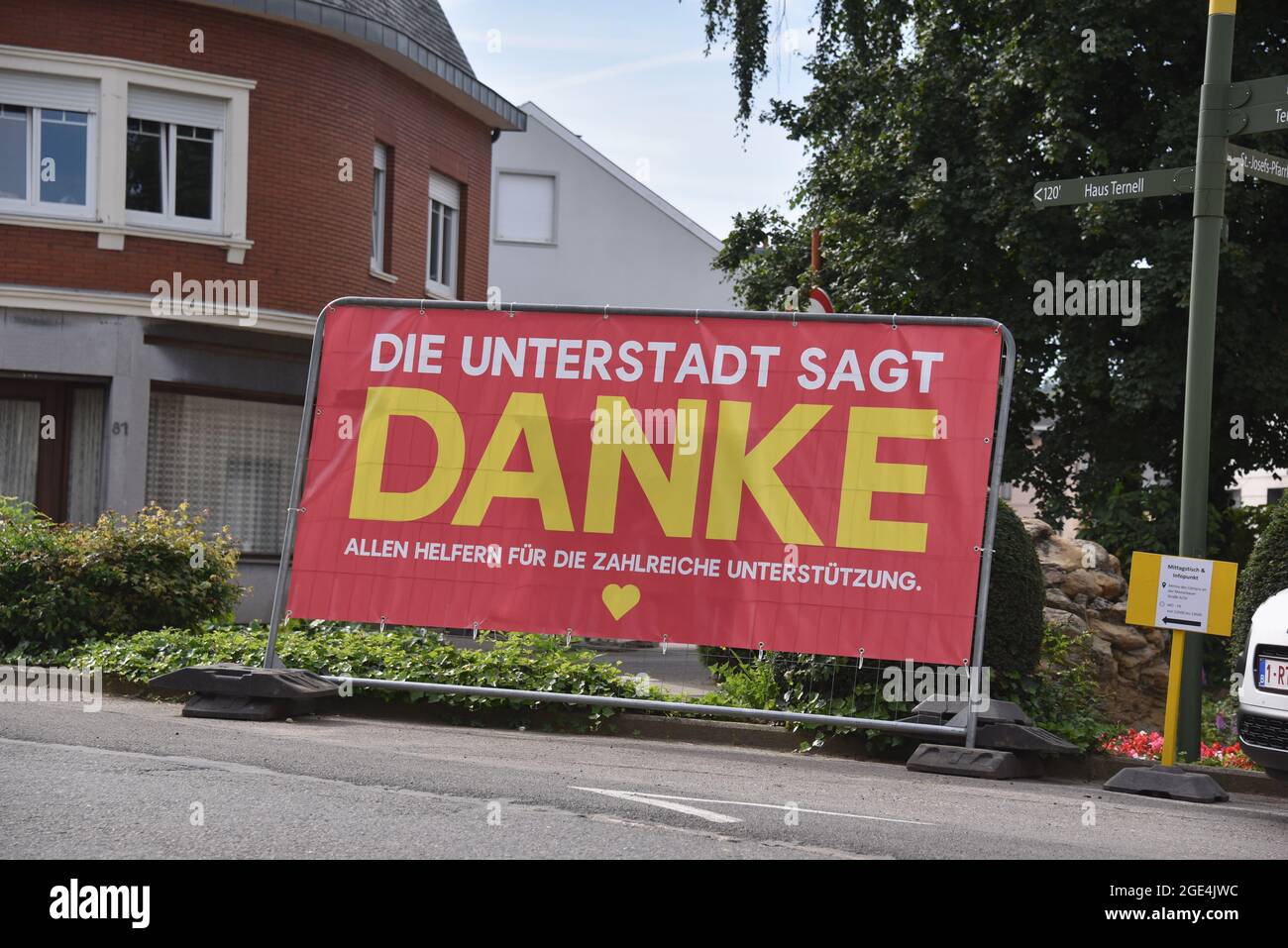 Belgium help poster hi-res stock photography and images - Alamy