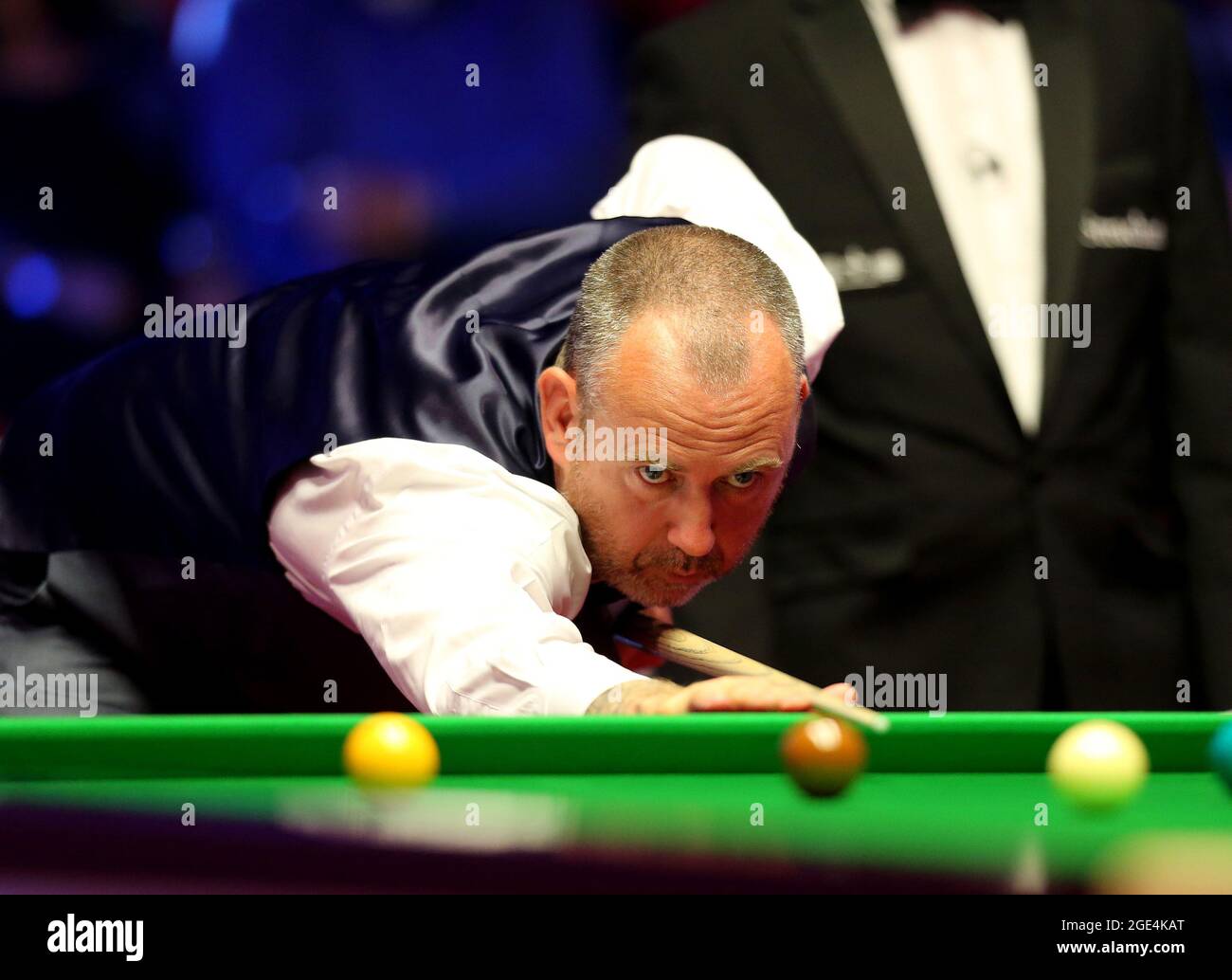 Mark williams british snooker open hi-res stock photography and images ...