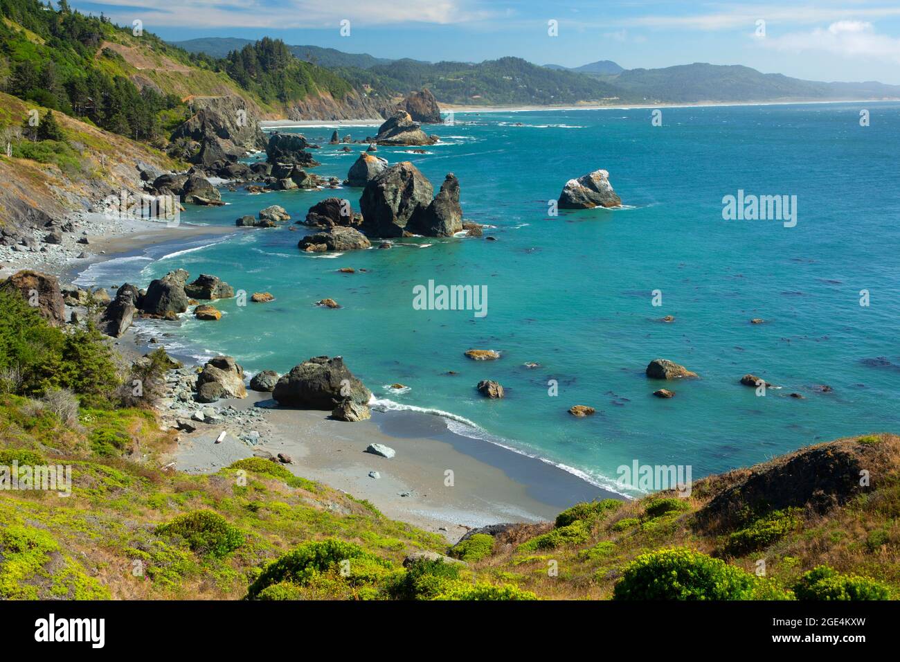 Coast view from Oregon Coast Trail, Sisters Rock State Park, Oregon ...
