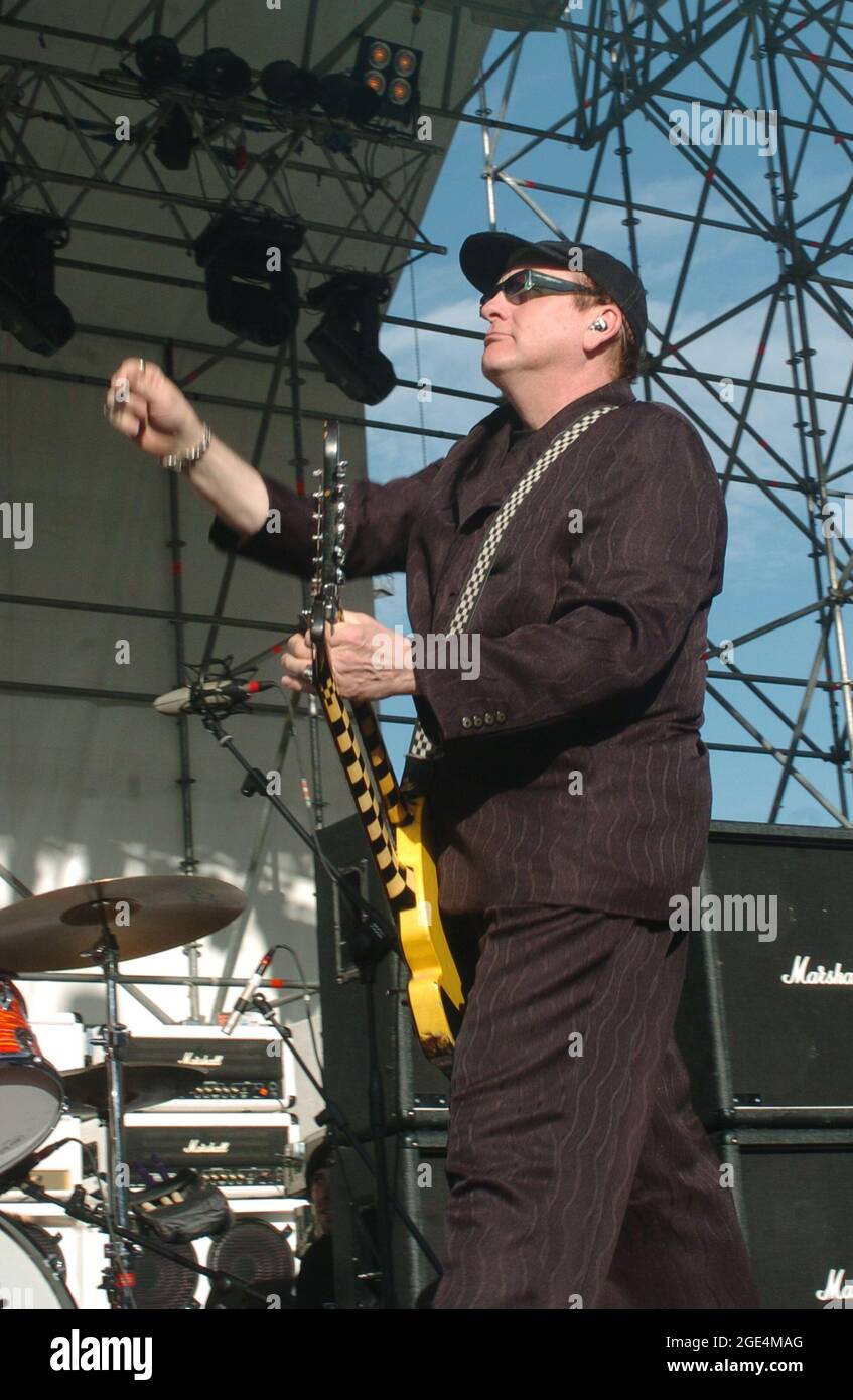 Como Italy 2004-07-13: Live concert of the Cheap Trick at the Monster ...