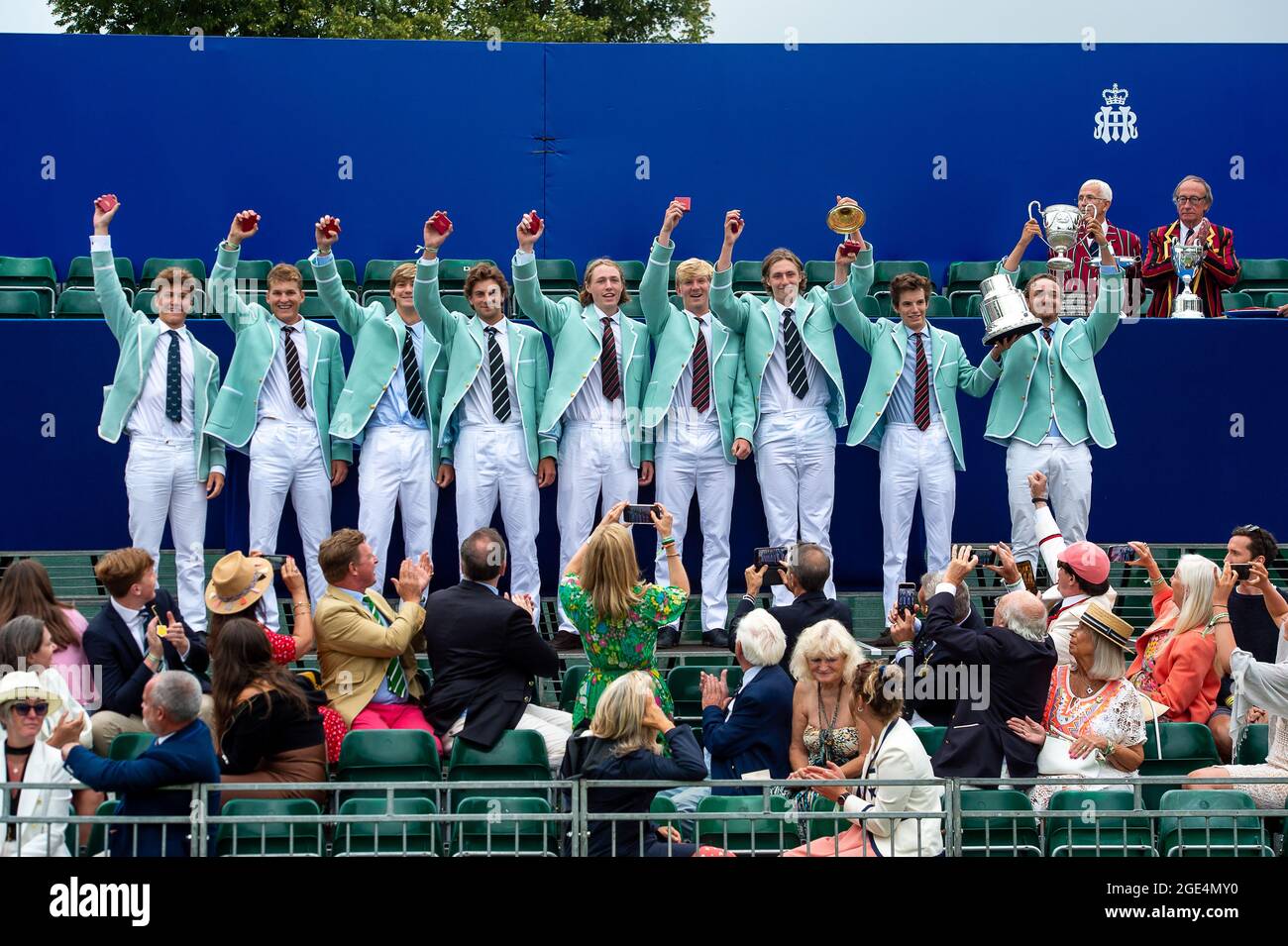 Henley regatta photos hi-res stock photography and images - Alamy