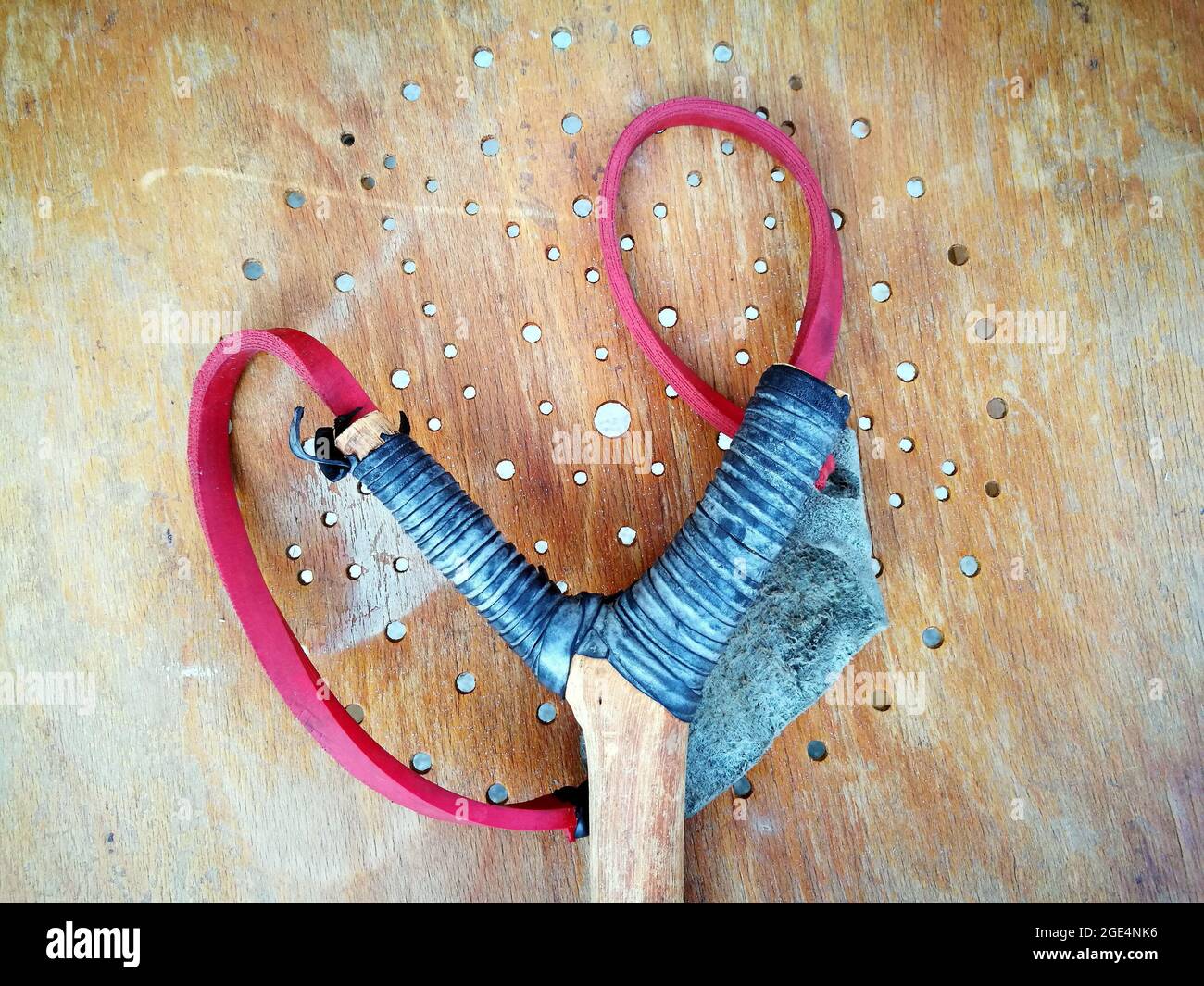 Catapult game hi-res stock photography and images - Alamy