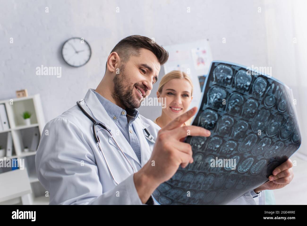 Happy brain scan hi-res stock photography and images - Alamy