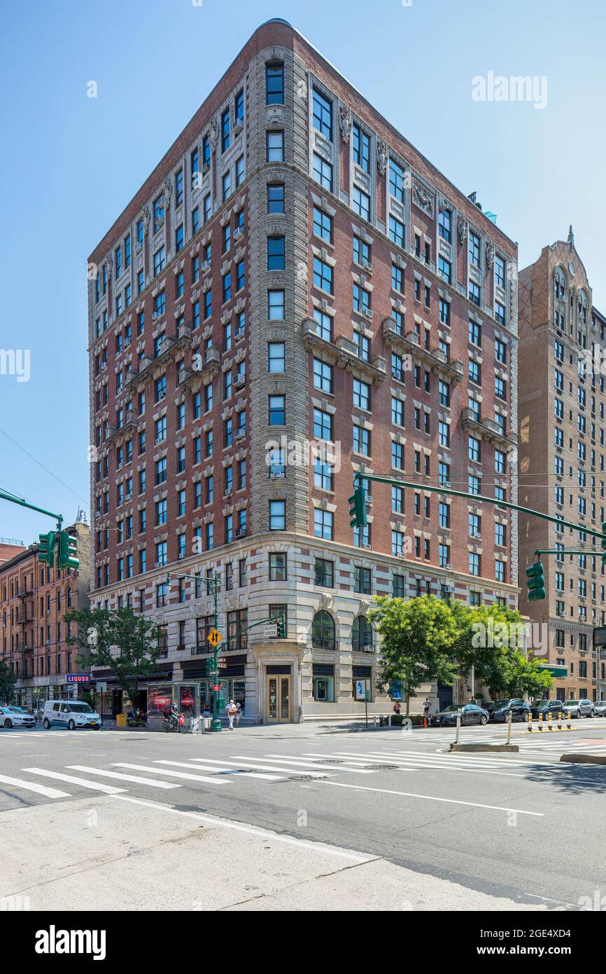 51 West 81st Street, aka The Galaxy, was erected in 1905. It was ...