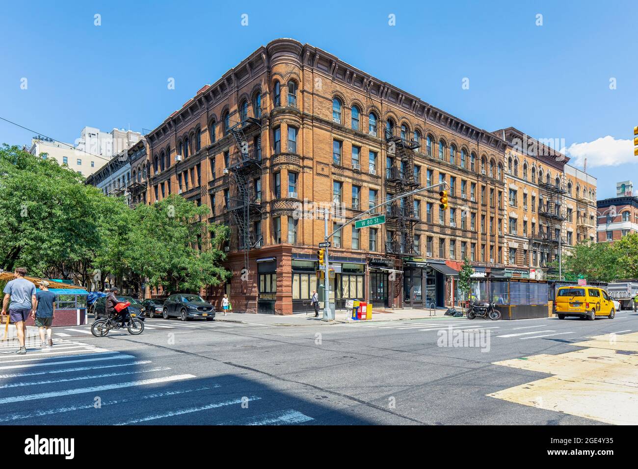 201 west 80 street hi-res stock photography and images - Alamy