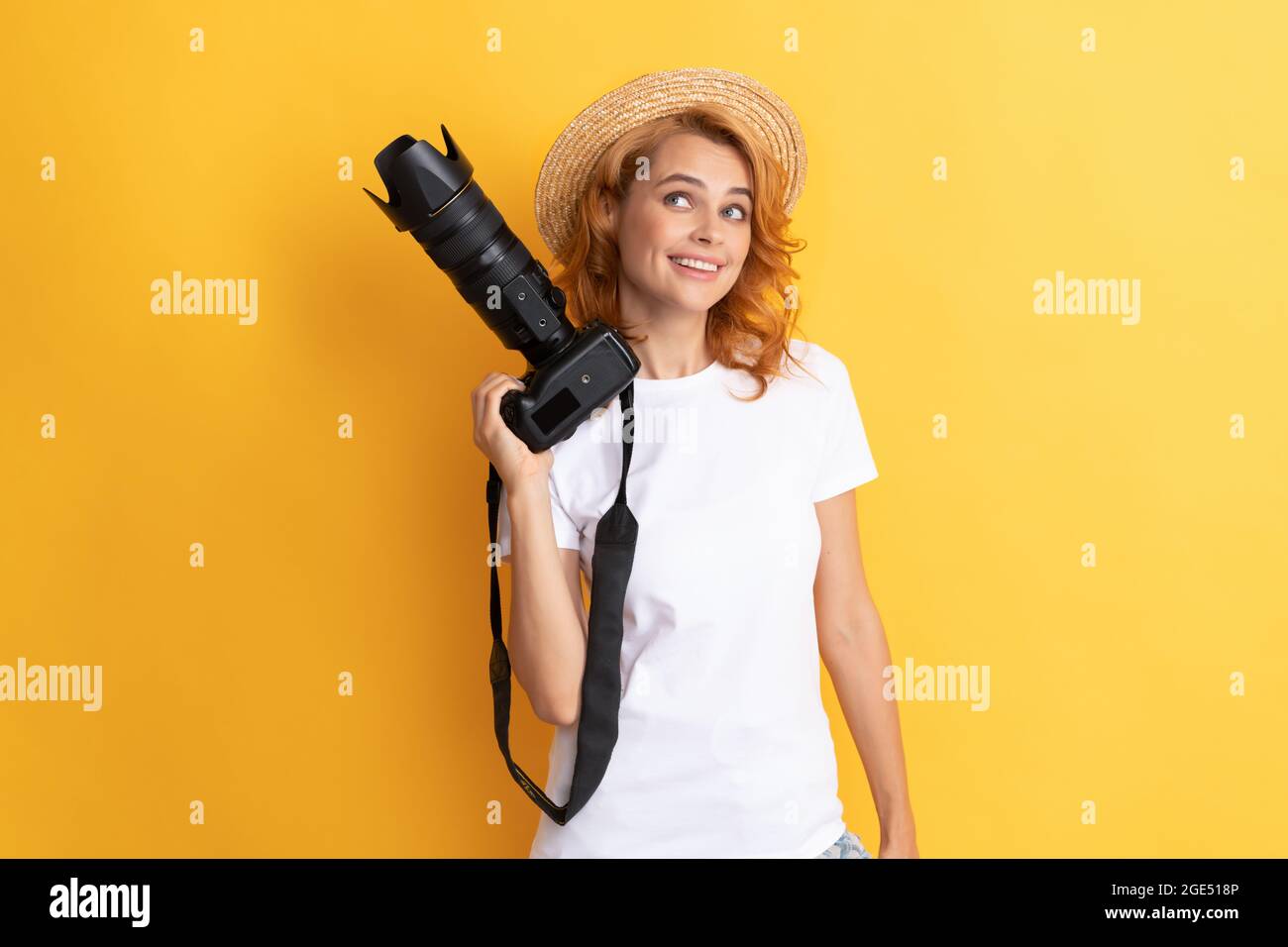 cheerful amateur and professional photography. summer shooting session ...