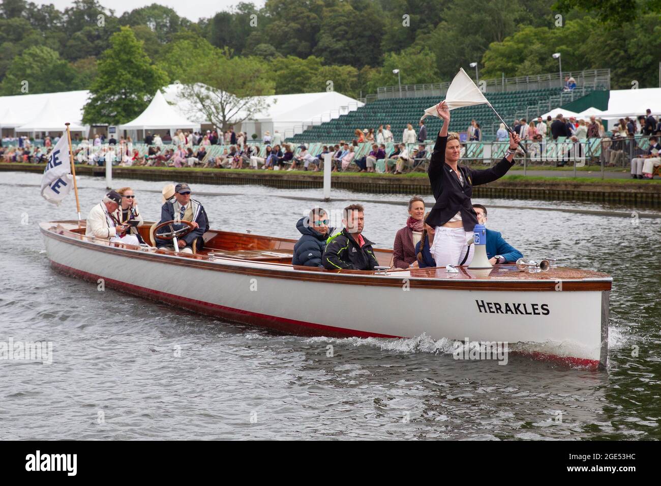 Umpire on launch henley royal hi-res stock photography and images - Alamy