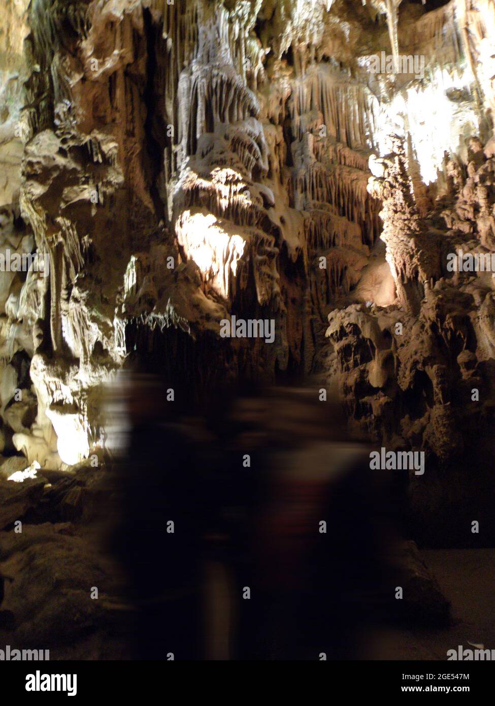 Stalactite and stalagmite Cave Stock Photo - Alamy
