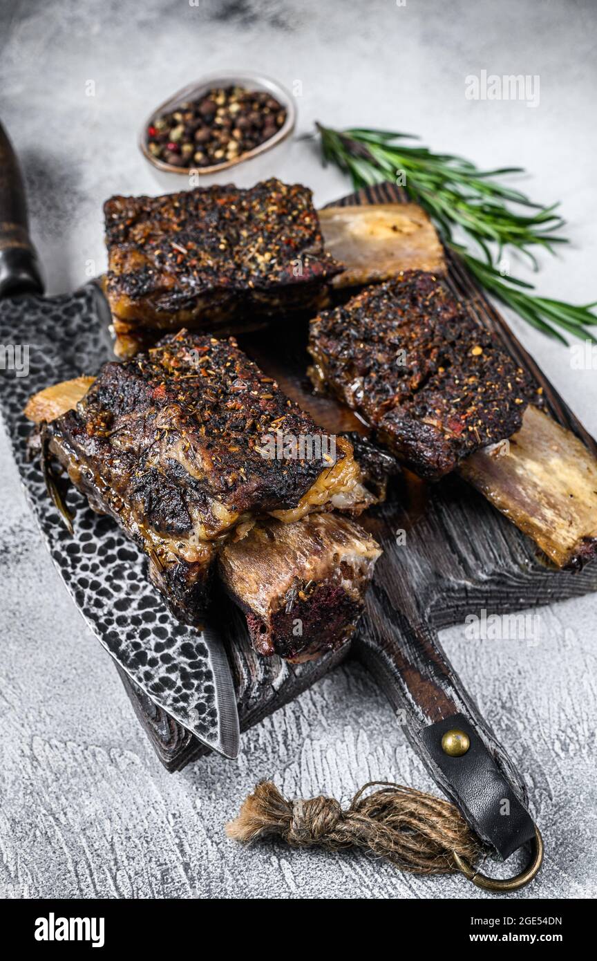 Barbecue short chuck beef ribs with herbs. White background. Top view ...