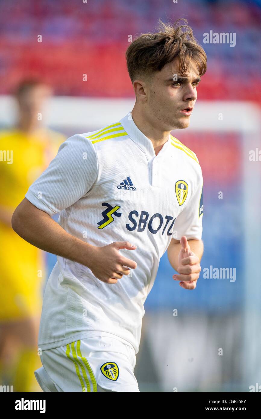 Bate goalkeeper hi-res stock photography and images - Alamy