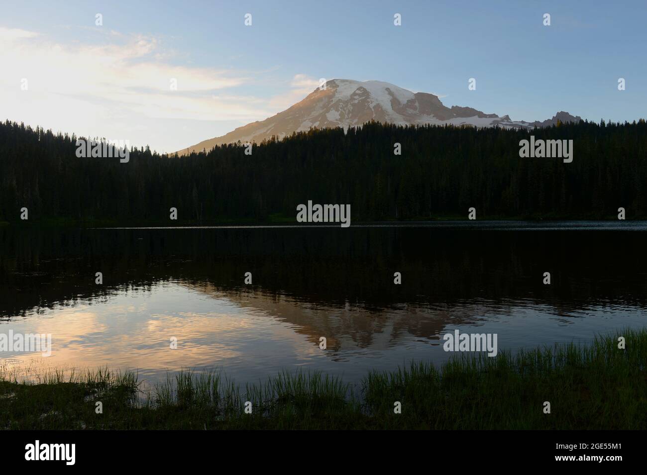 View of Mount Rainier at sunset from the Reflection Lakes in Mount ...