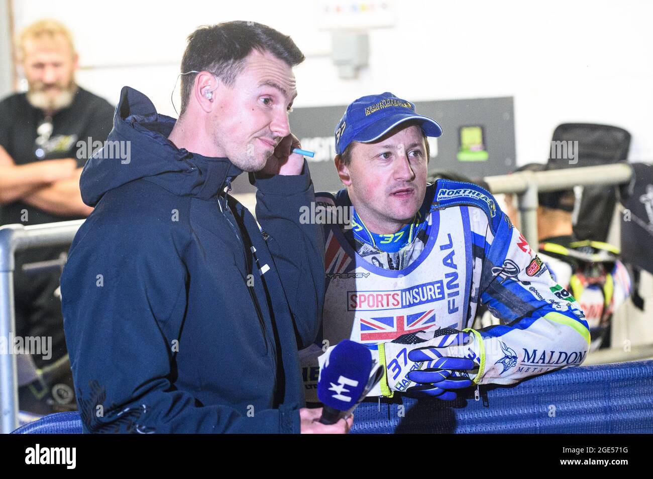 Racing analyst hi-res stock photography and images - Alamy