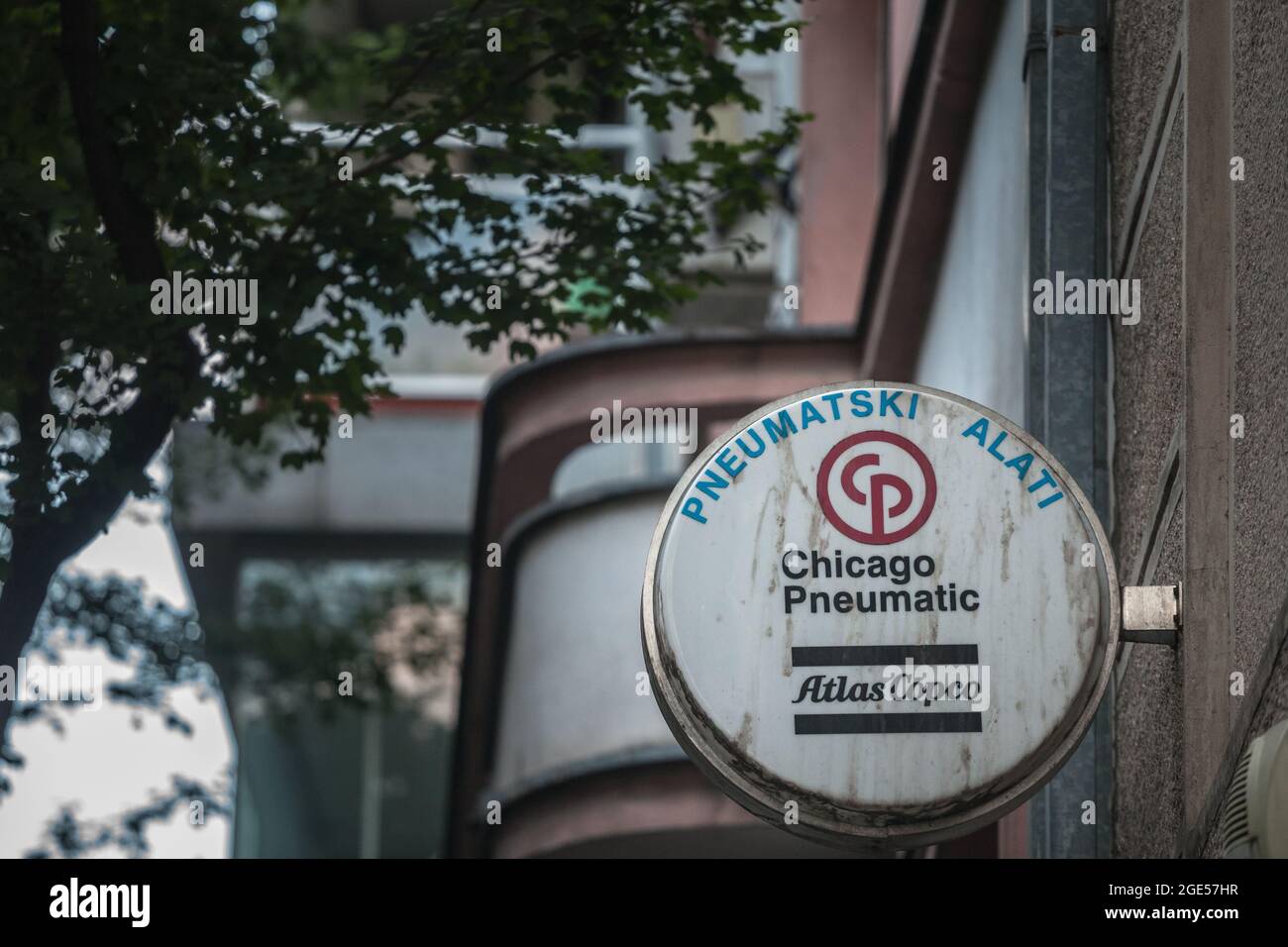Chicago pneumatic logo hi-res stock photography and images - Alamy