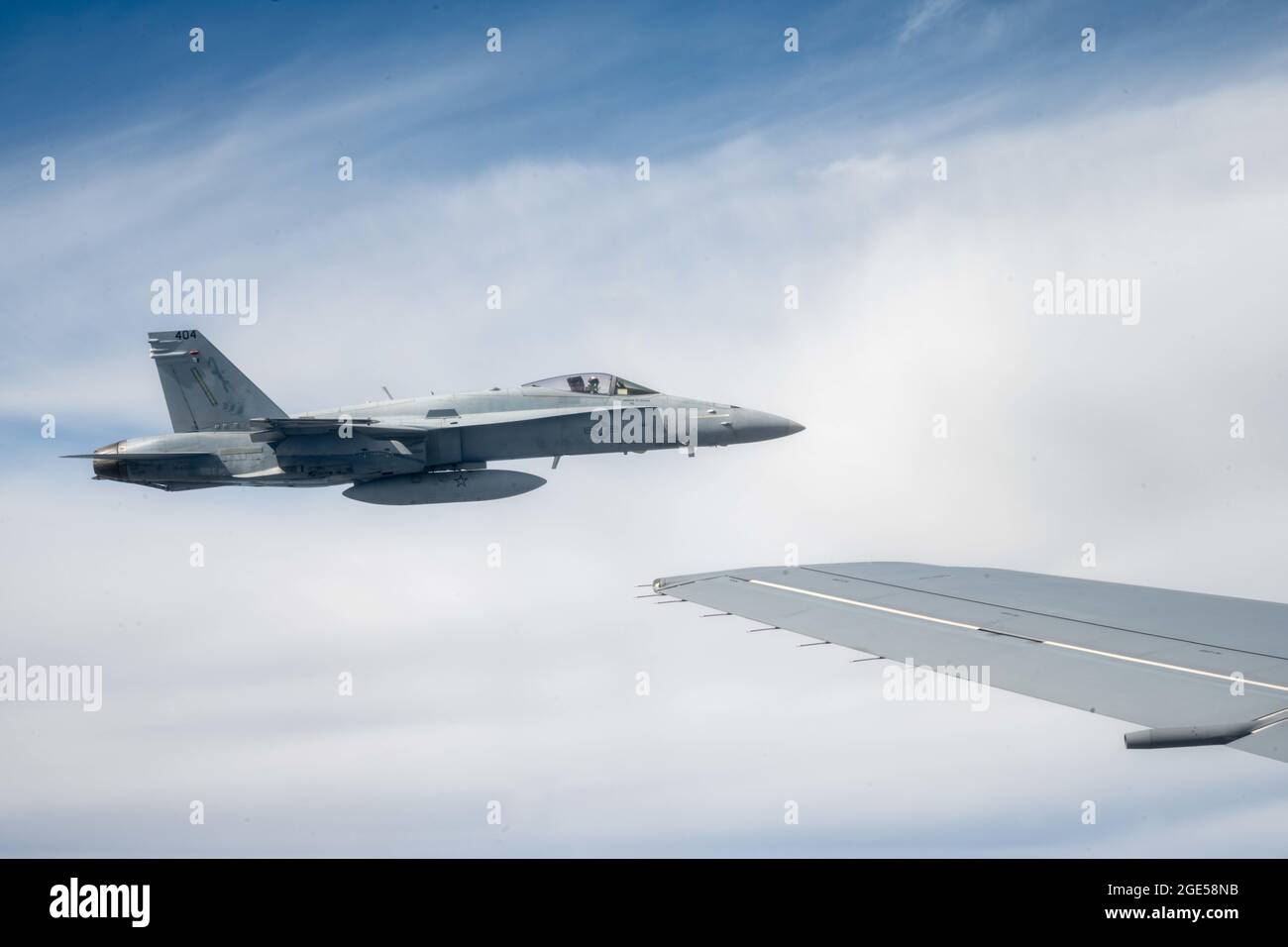 Centerline drogue system hi-res stock photography and images - Alamy Centerline drogue system hi-res stock photography and images - Alamy