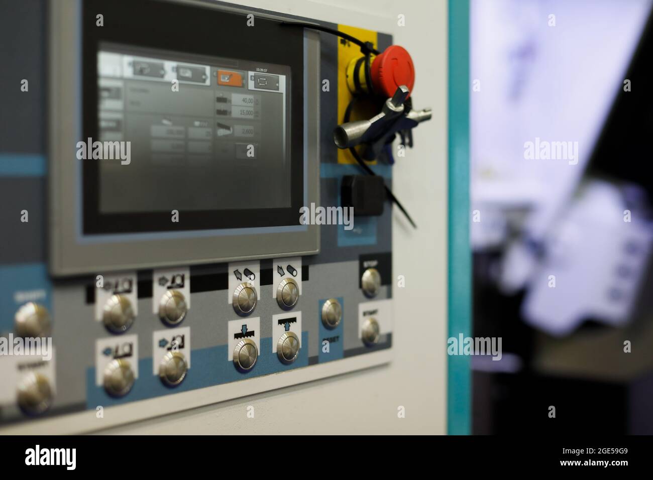 Panel saw hi-res stock photography and images - Alamy