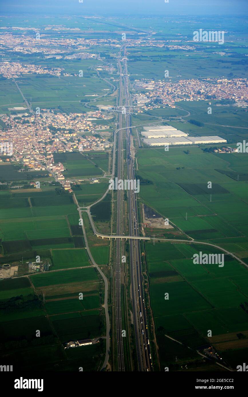 Autostrada italy hi-res stock photography and images - Alamy