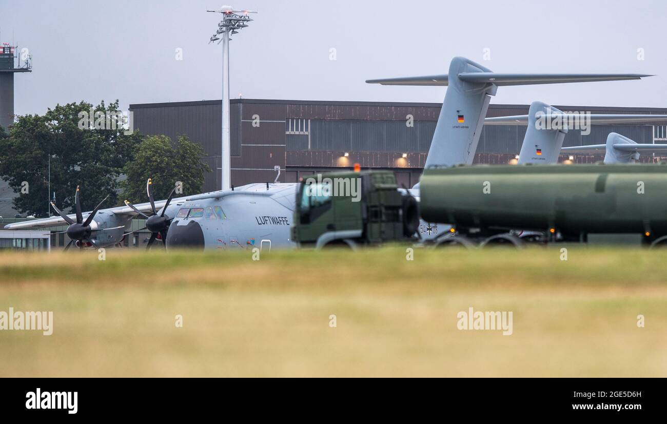 Wunstorf, Afghanistan. 17th Aug, 2021. A Bundeswehr tanker in Wunstorf ...