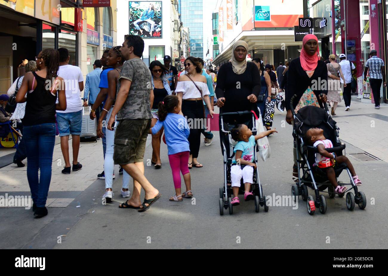 Rue Neuve pedestrian street in Brussels, Belgium Stock Photo - Alamy
