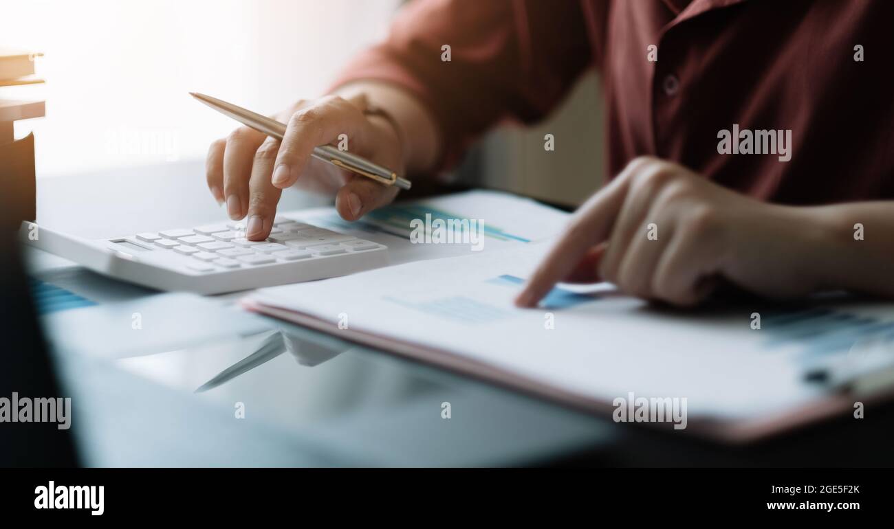 Business work numbers hi-res stock photography and images - Alamy
