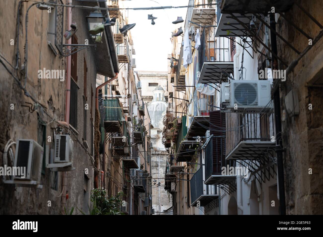 Power lines hang over hi-res stock photography and images - Alamy