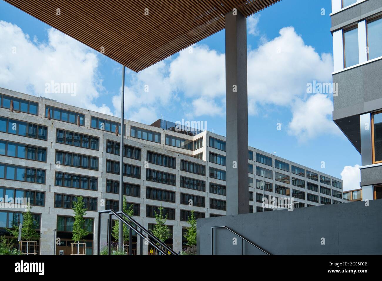 Modern zurich architecture hi-res stock photography and images - Alamy