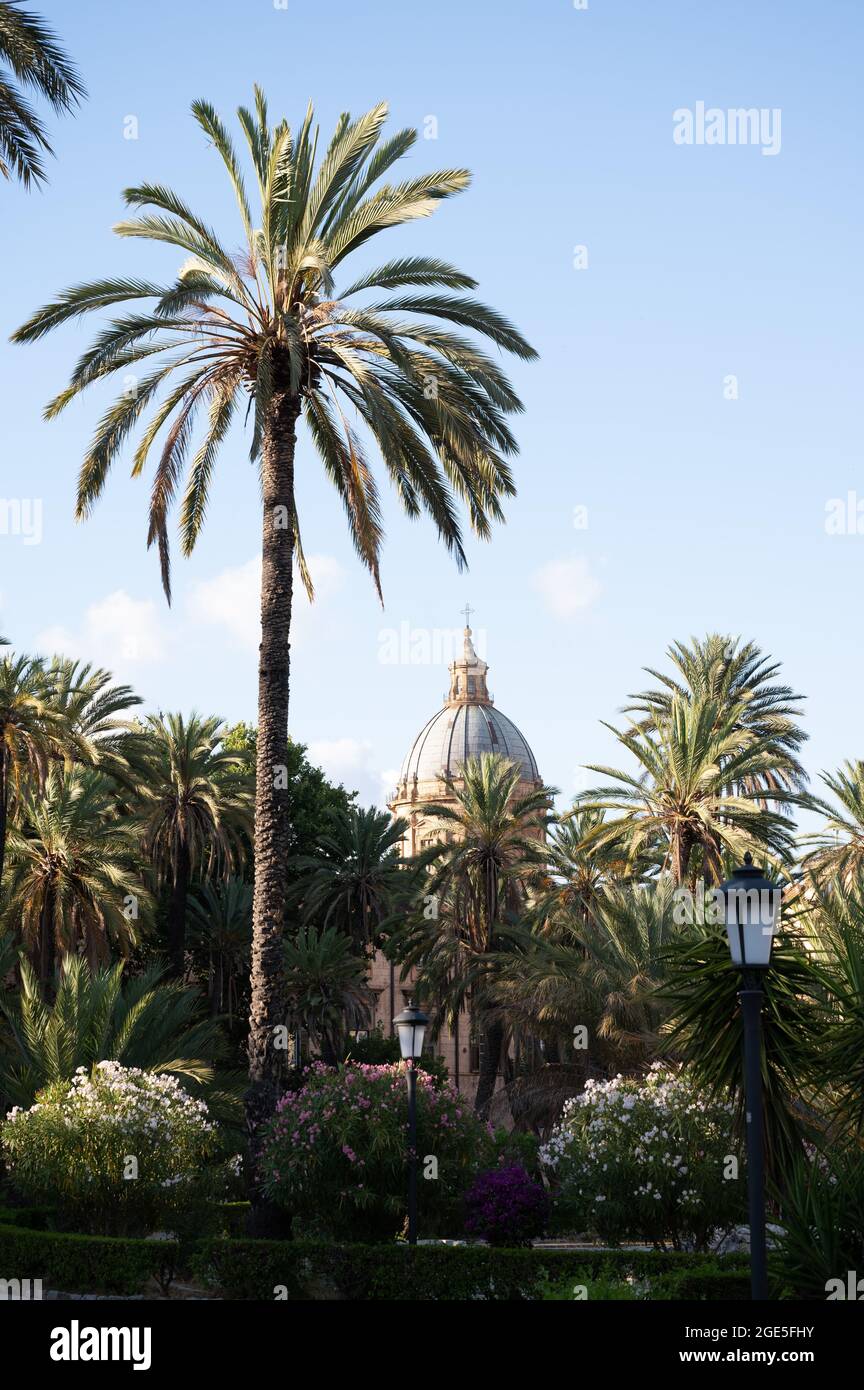 Palermo, Italy. 17th July, 2021. Oleander and palm trees stand in the ...