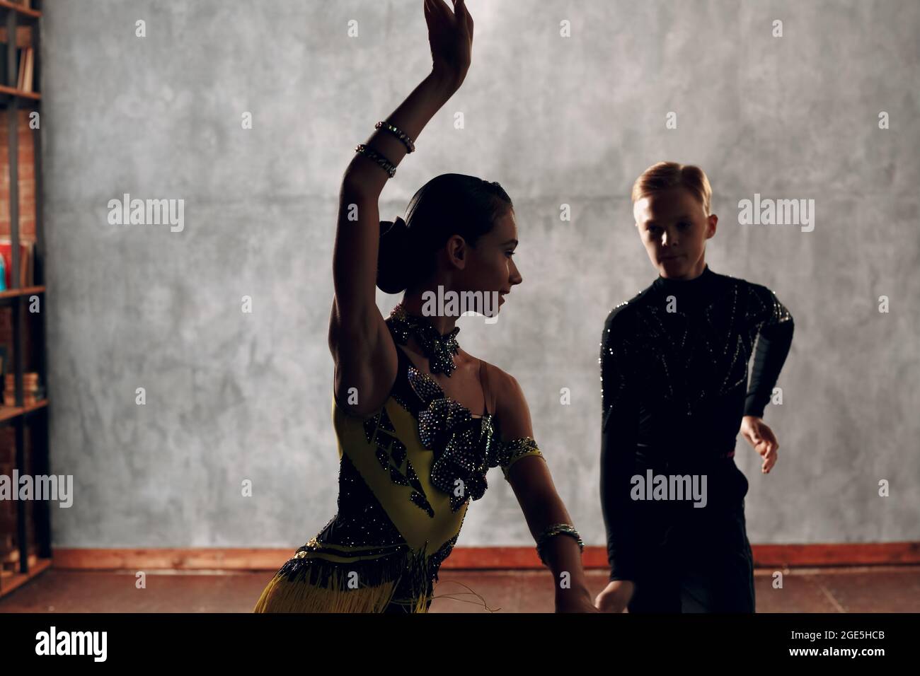 Cha cha cha dance hi-res stock photography and images - Alamy