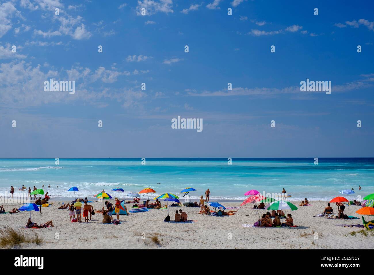 Beach with umbrellas, Rosignano Spiaggia Solvey, Spiagge bianche ...