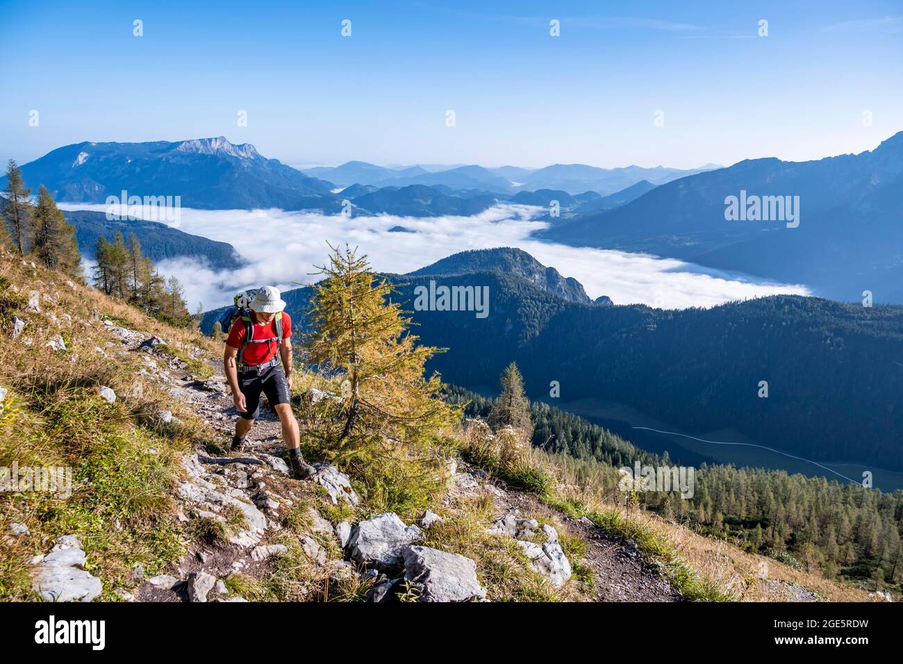 Hikers on the ascent to the Watzmannhaus, hiking trail to the Watzmann ...