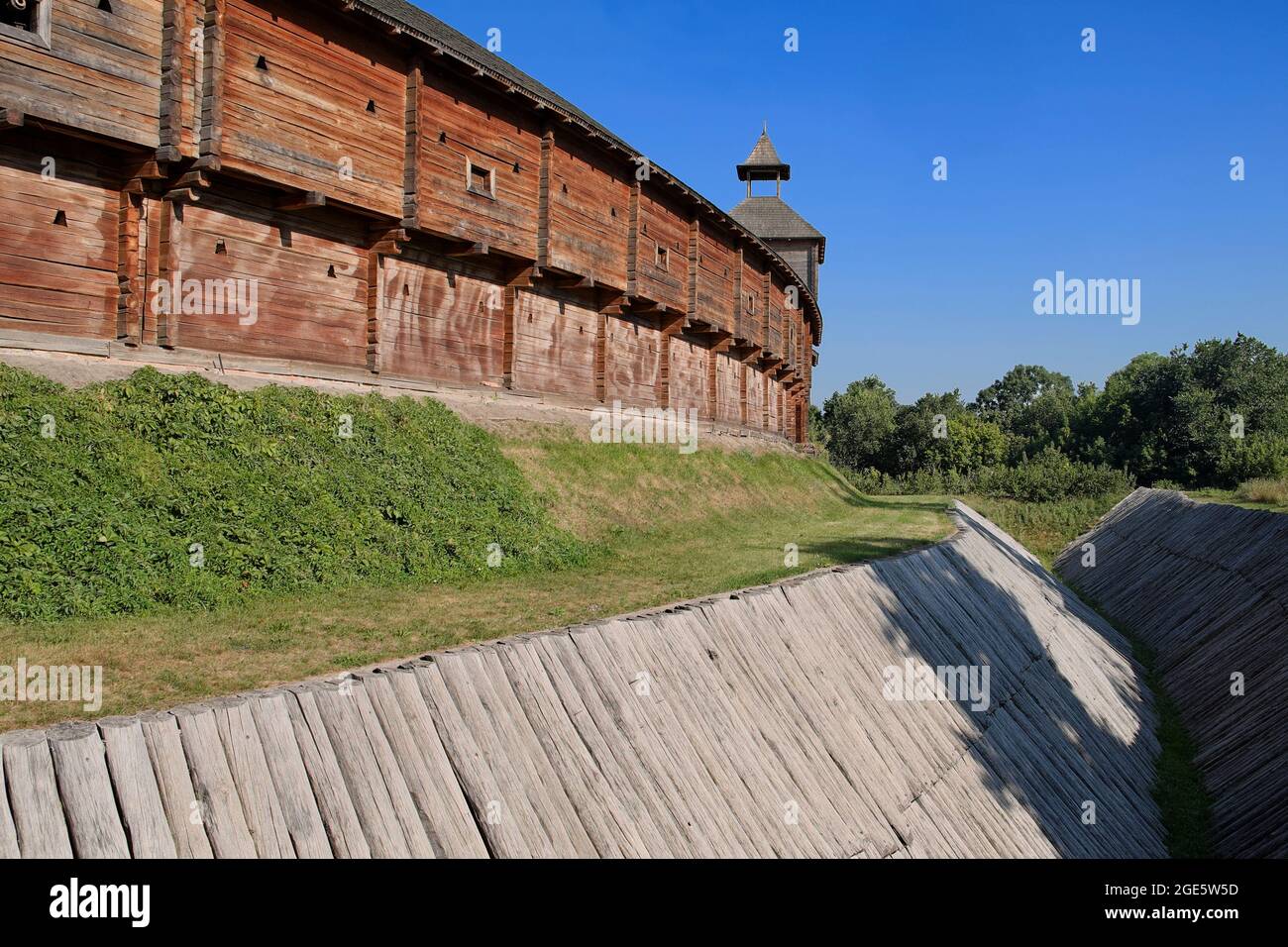 Fortirications of old wooden fortress in sunny day Stock Photo - Alamy