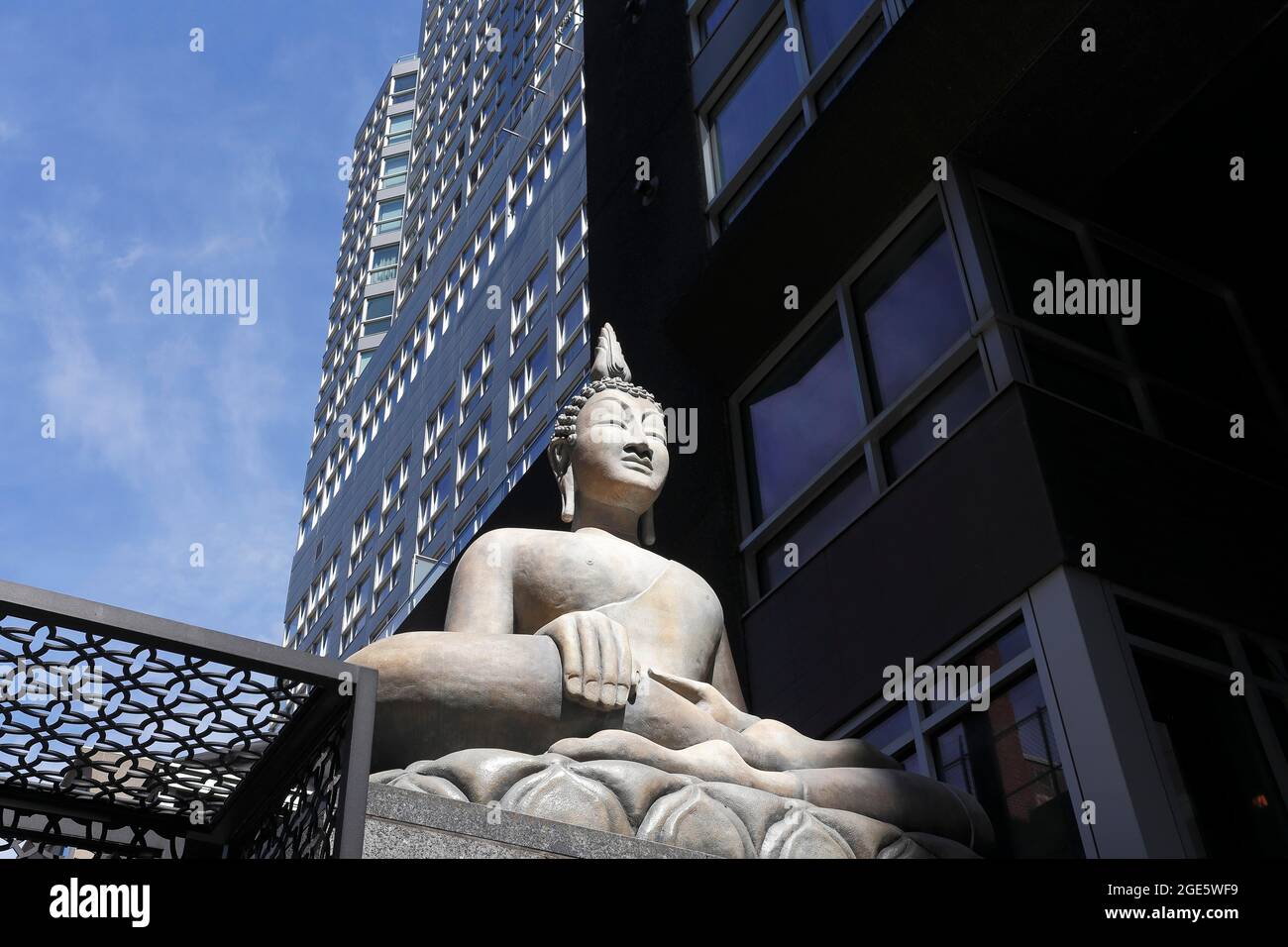Modern buddhist art hi-res stock photography and images - Alamy