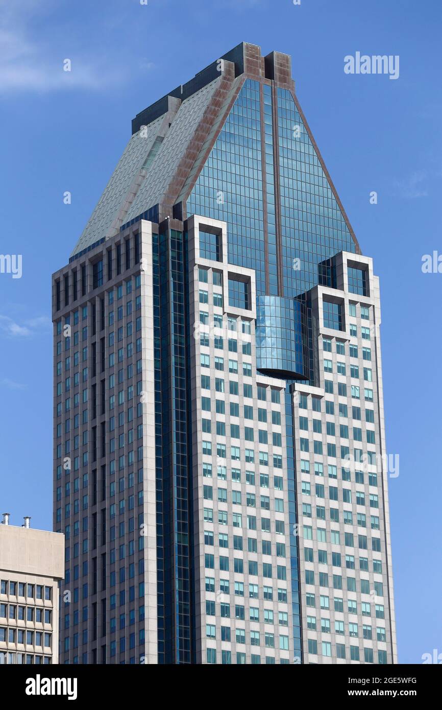 Montreal high rise hi-res stock photography and images - Alamy