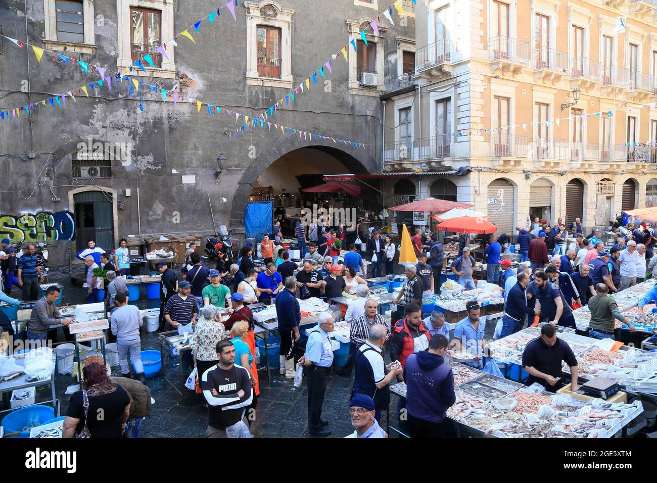 Catania Fish Market, Sicily, Mediterranean Sea, Italy Stock Photo - Alamy