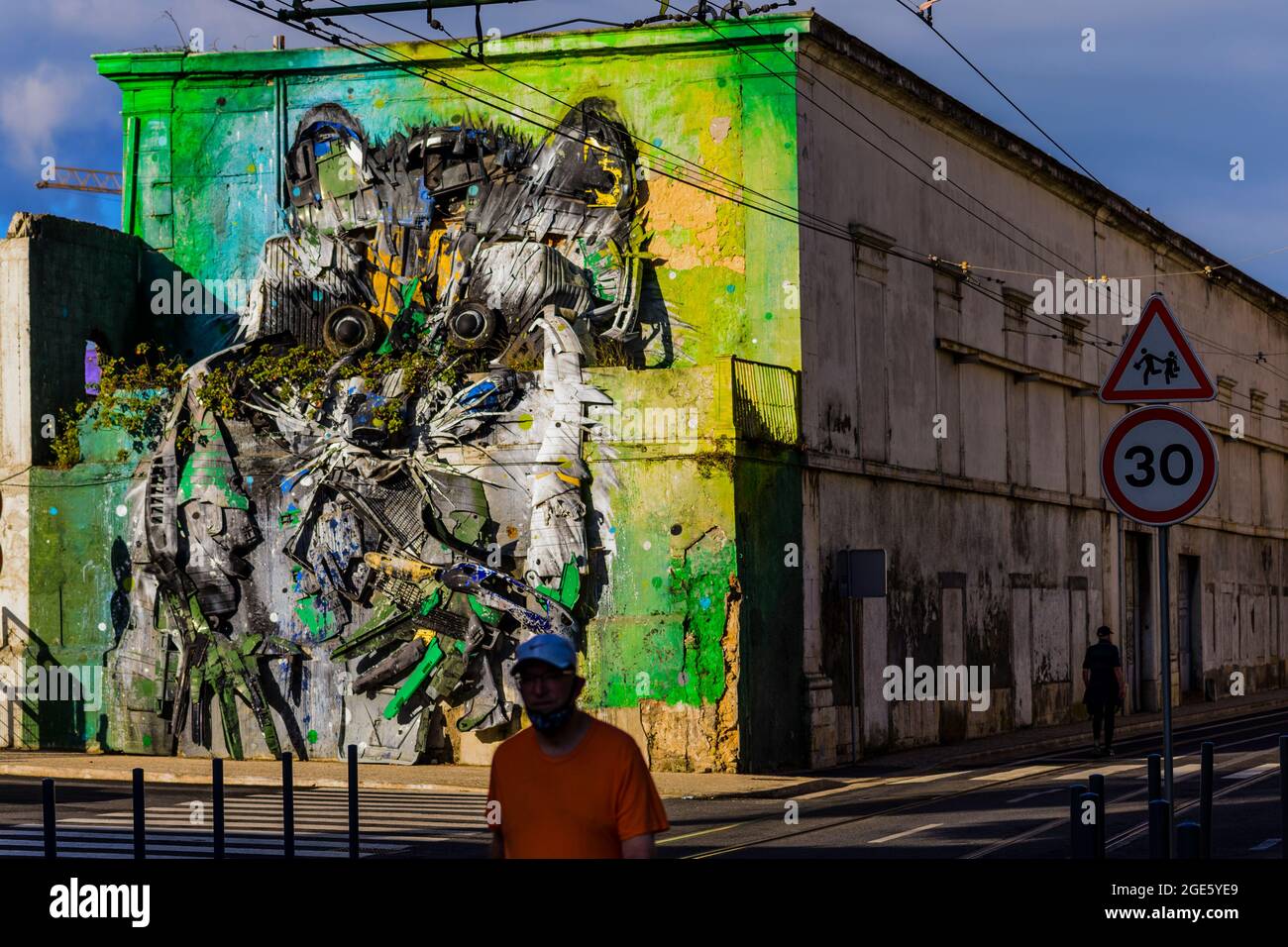 Bordalo II art construction in Lisbon (Portugal Stock Photo - Alamy