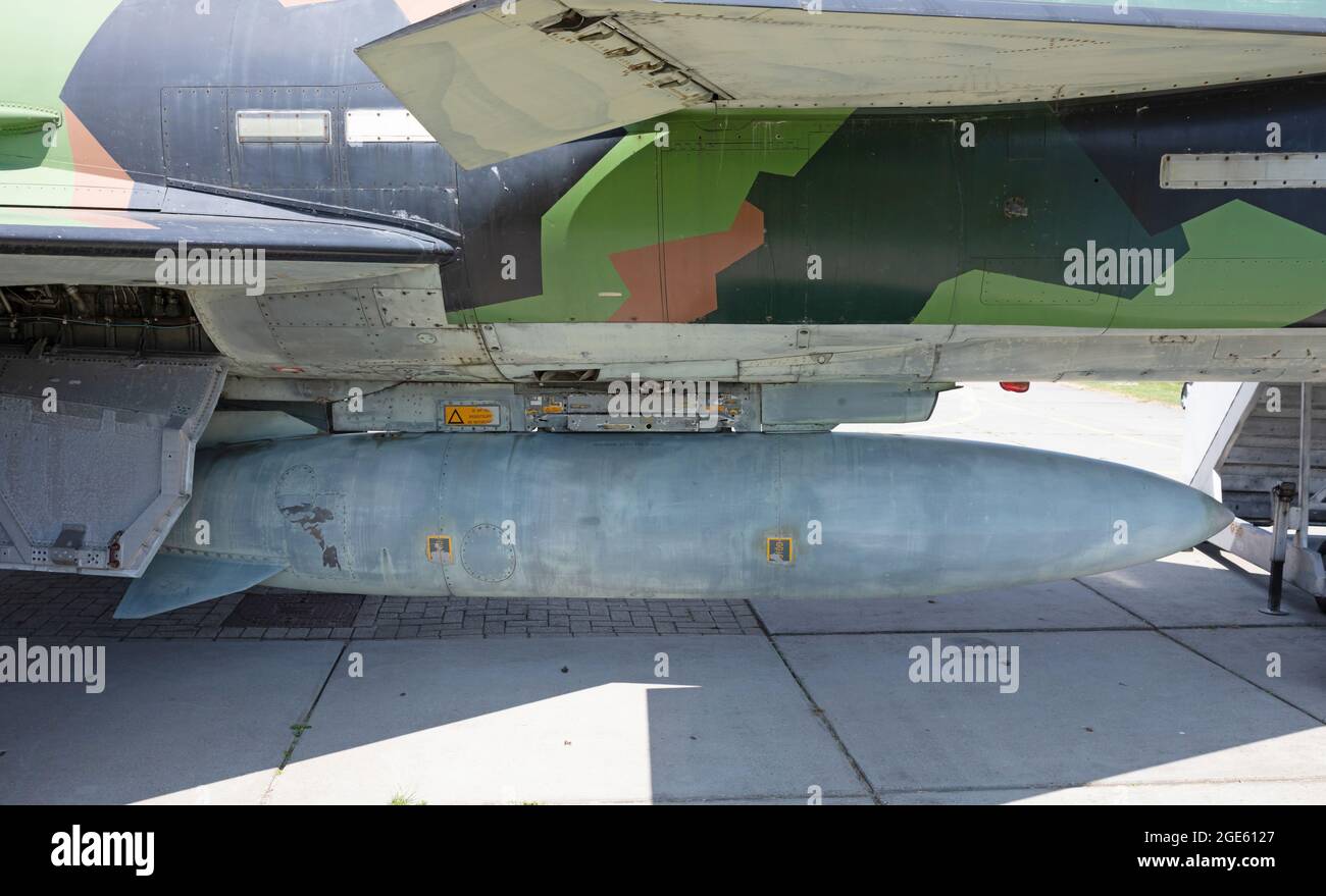 Plane drop tank hi-res stock photography and images - Alamy