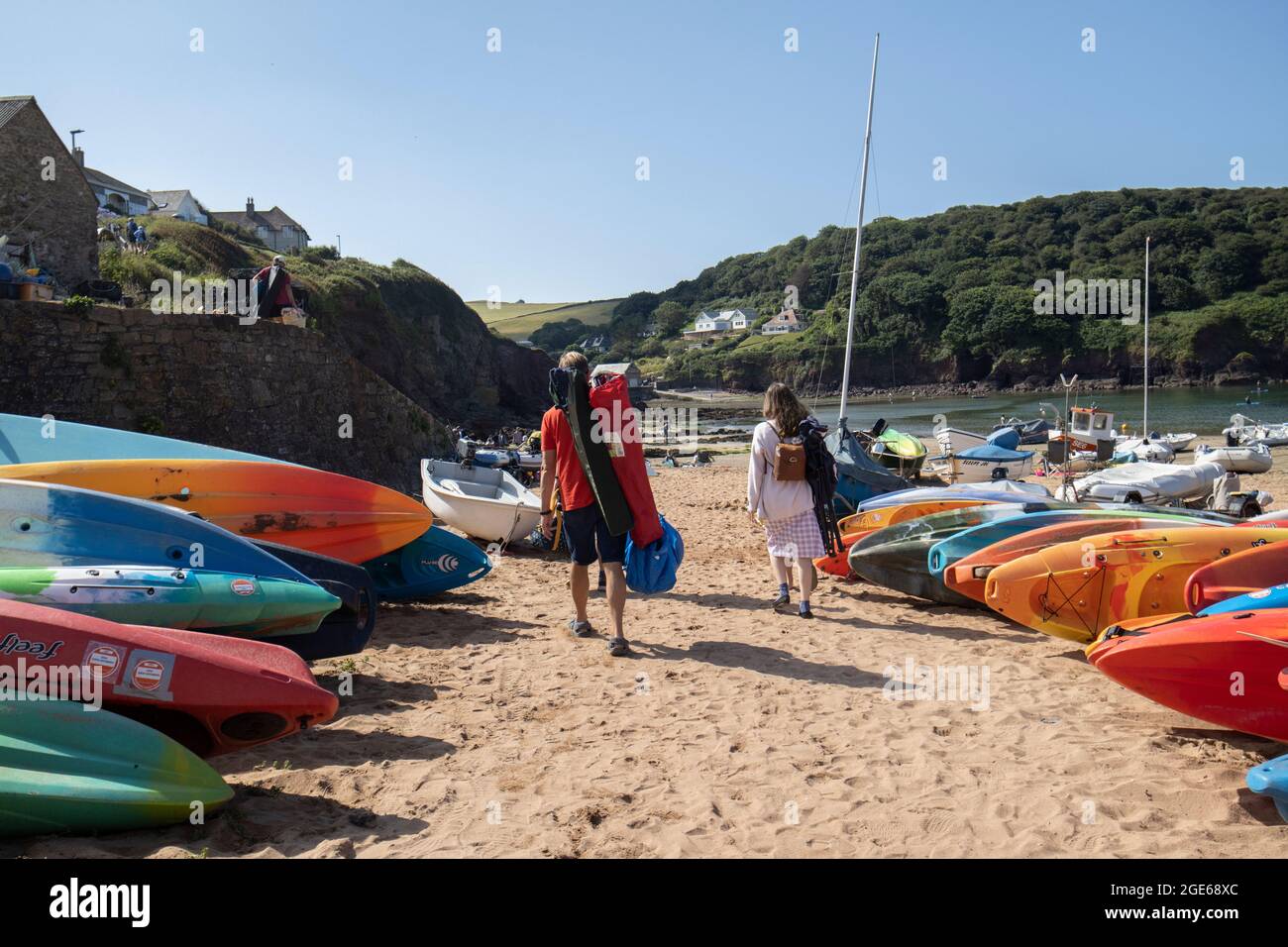 Hope cove cove kingsbridge hi-res stock photography and images - Alamy