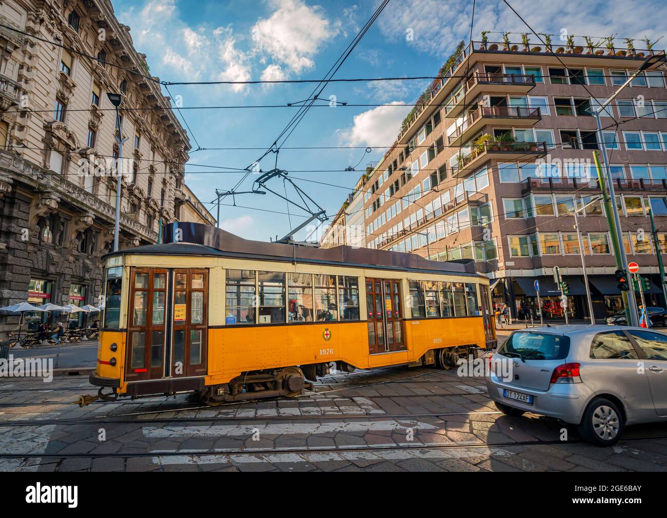 Old trams milan hi-res stock photography and images - Alamy