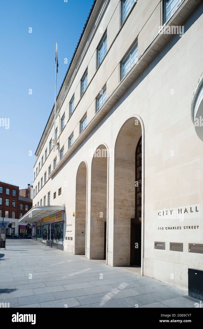 City hall entrance hi-res stock photography and images - Alamy