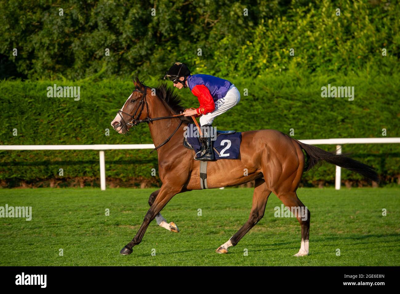 Luke morris jockey hi-res stock photography and images - Alamy