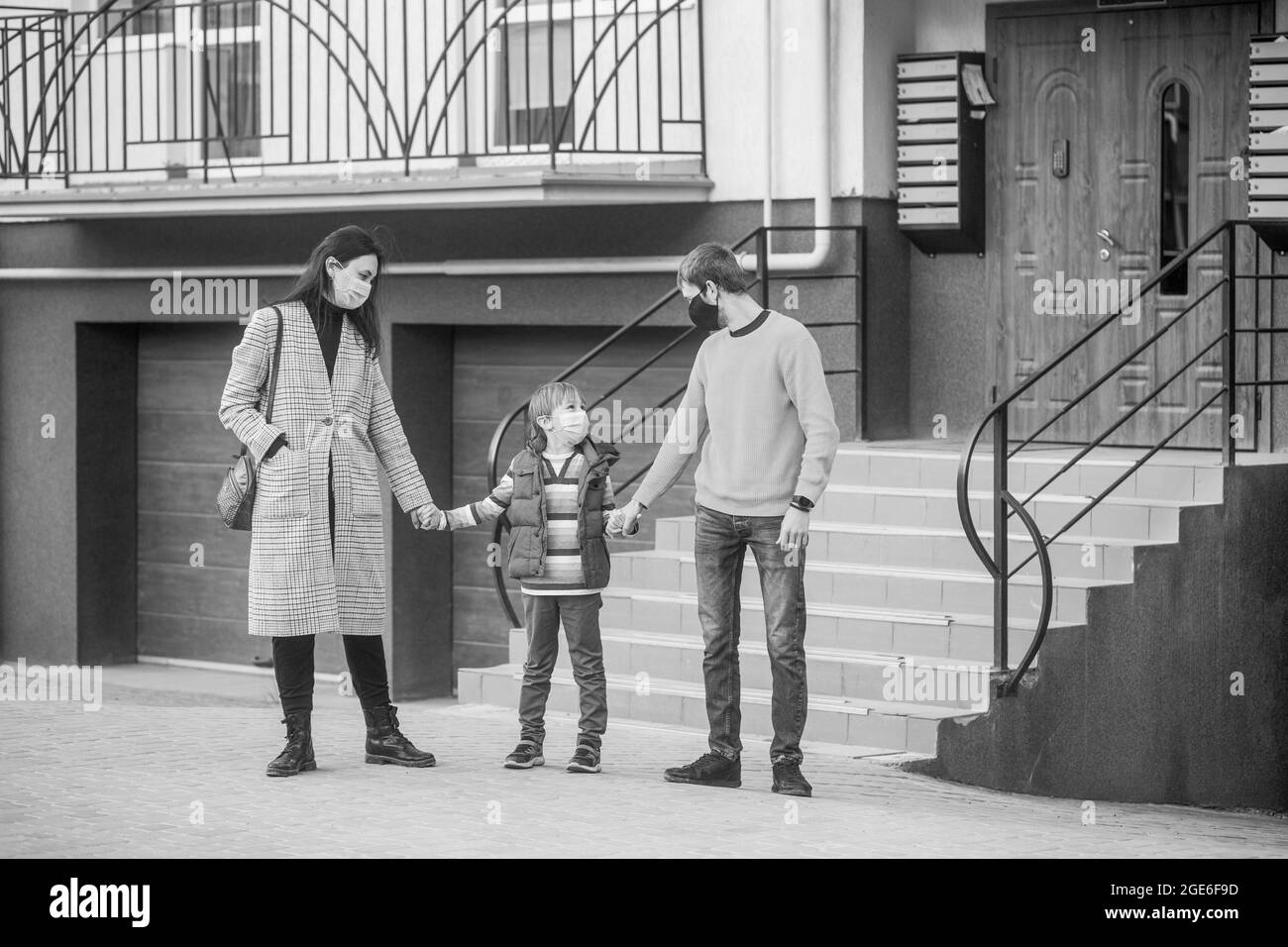 Family wearing medical mask. Family in protective mask, medical mask ...