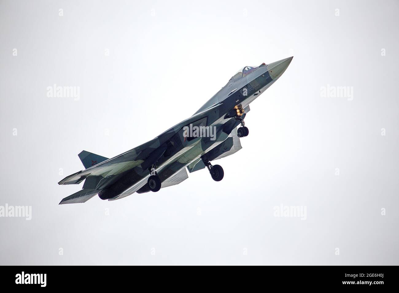 Sukhoi su 57 hi-res stock photography and images - Alamy
