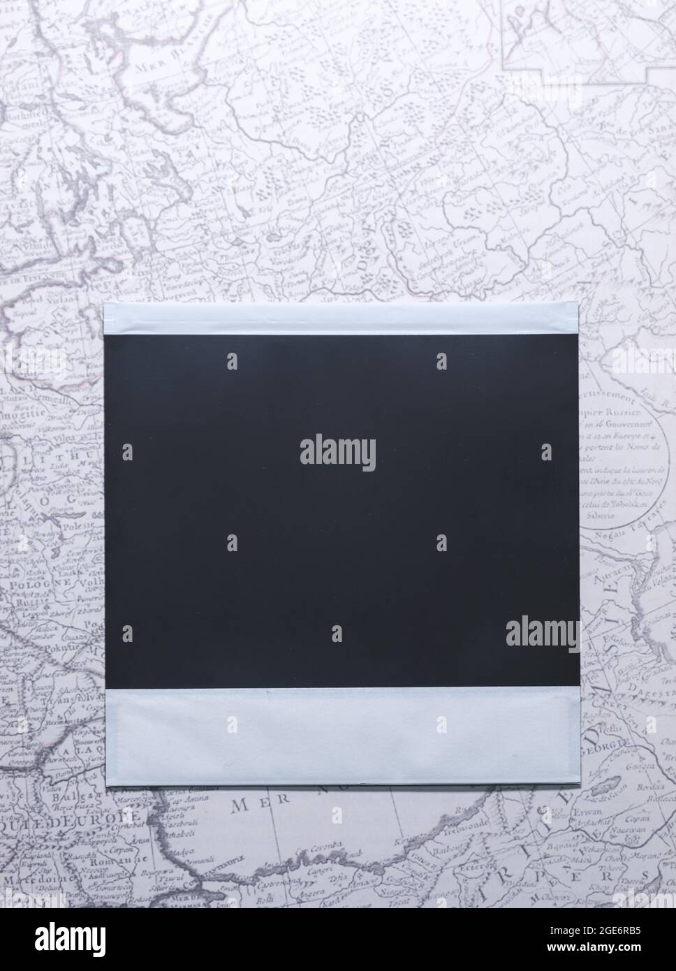 photo frame on world map, Memory of a trip or adventure. Photo card ...