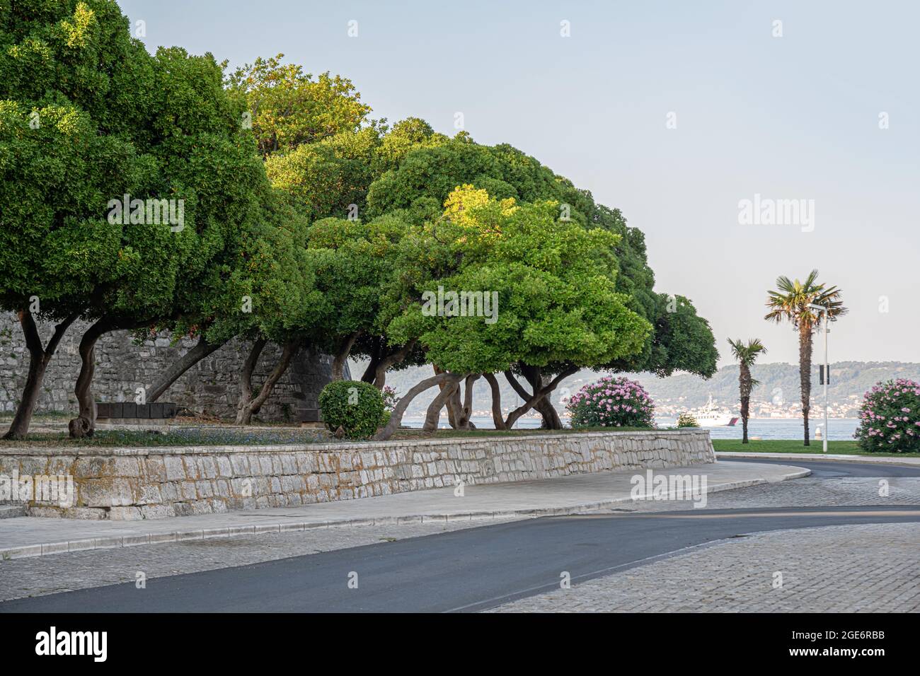 Promenade and park in the city of Zadar, Croatia Stock Photo - Alamy