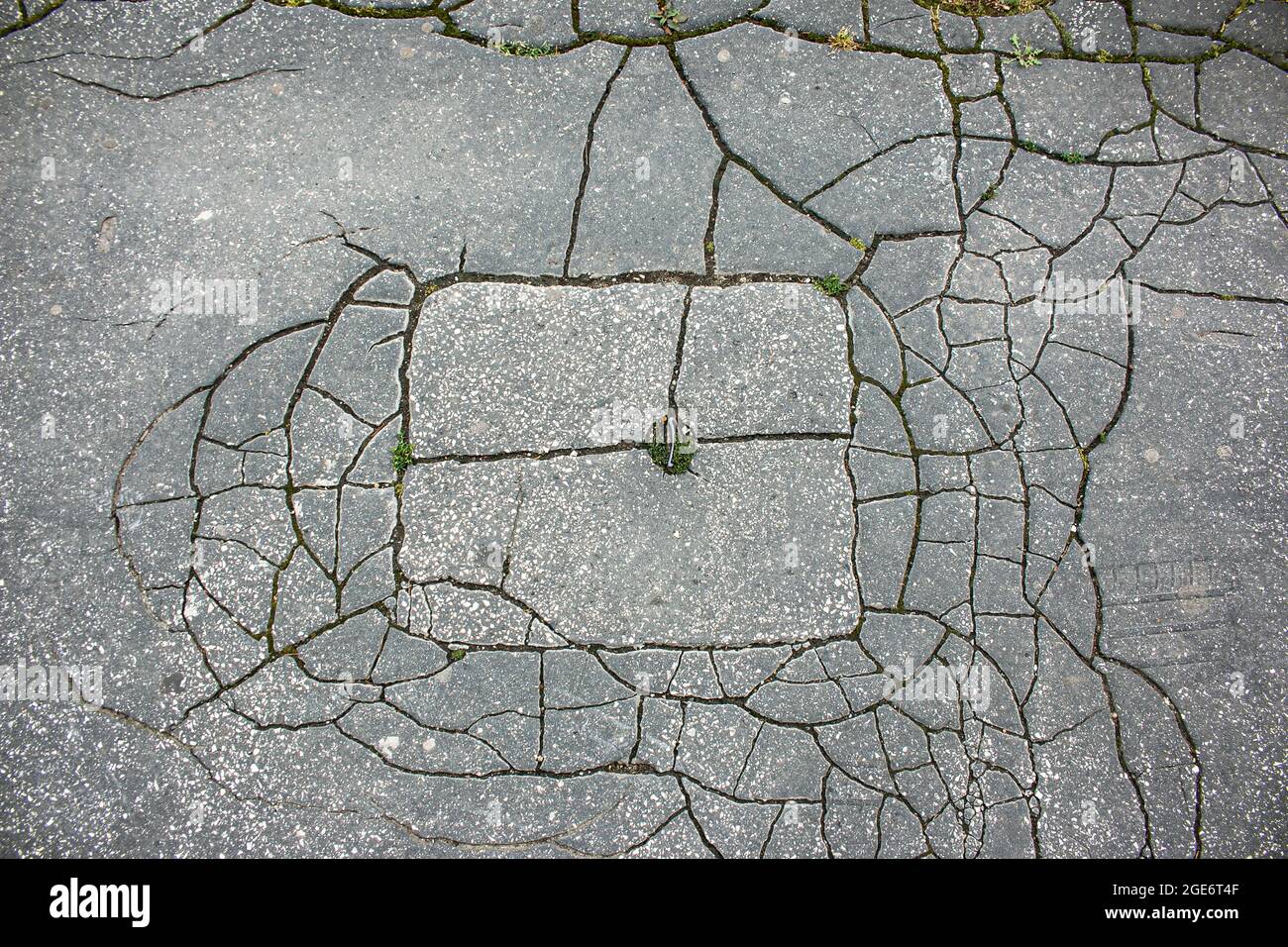 Old road asphalt texture background hi-res stock photography and images ...