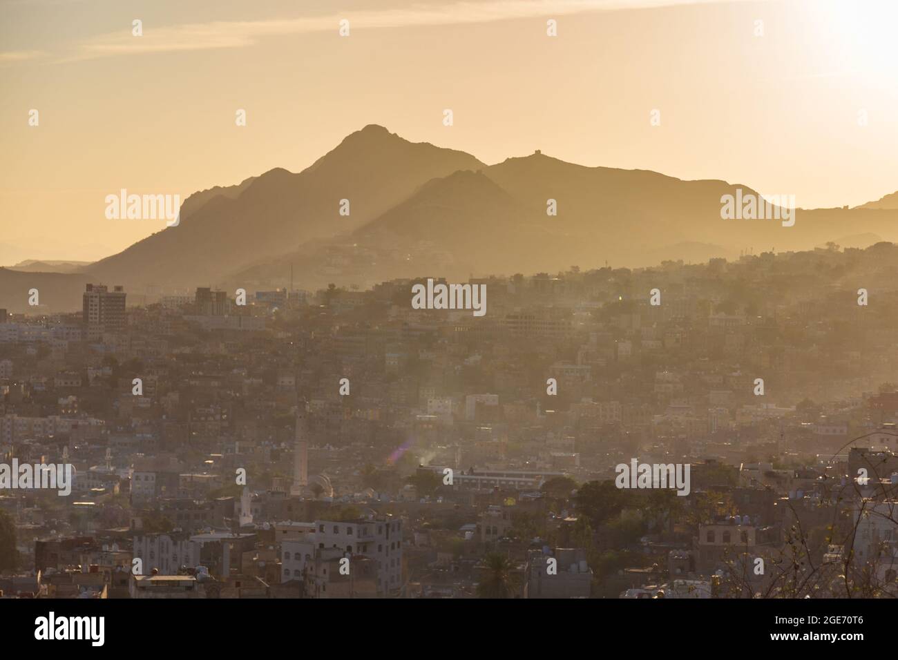 Taiz hi-res stock photography and images - Alamy