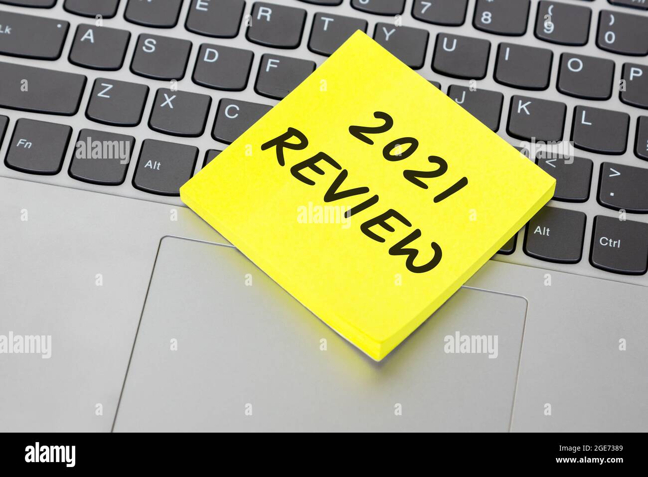 2021 review hi-res stock photography and images - Alamy