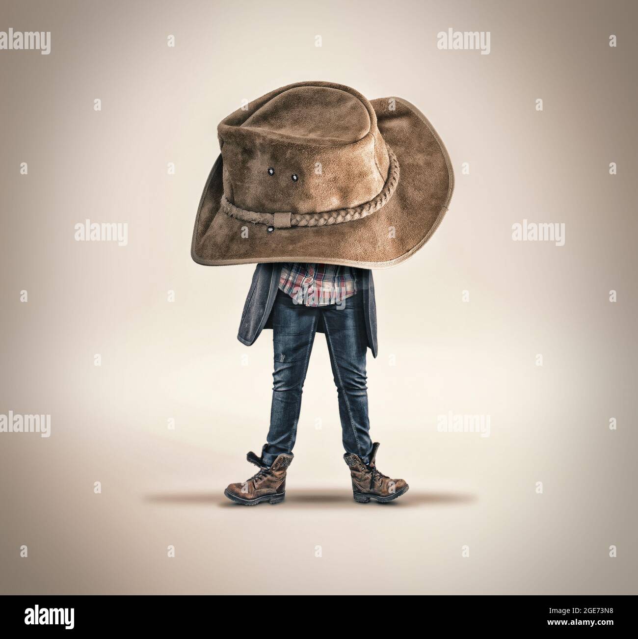 Oversized hat hi-res stock photography and images - Alamy