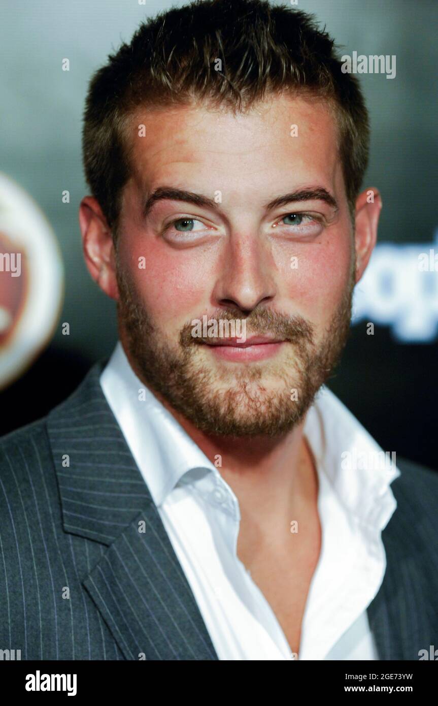 Actor Matt Ralph attends arrivals for Entertainment Tonight and PEOPLE ...