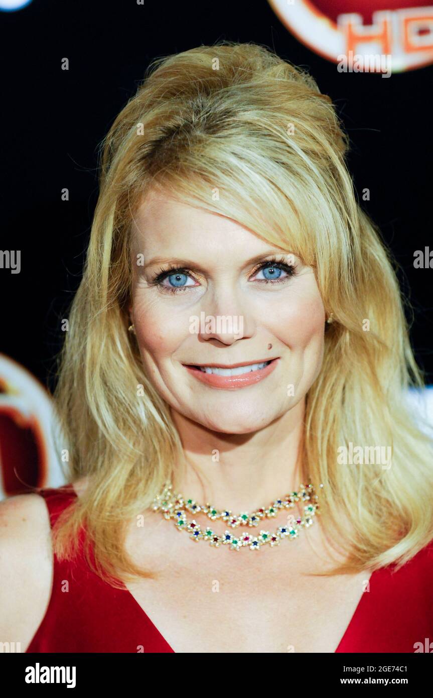 TV personality Jann Carl attends arrivals for Entertainment Tonight and ...